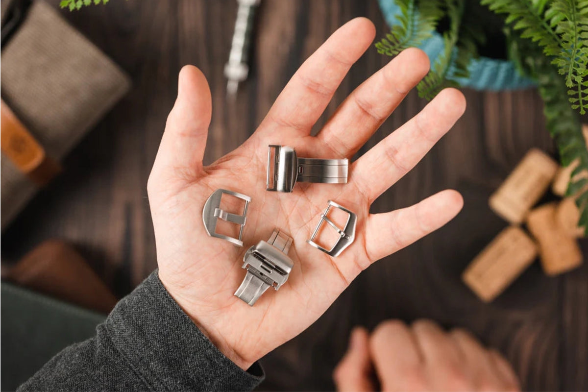 A Guide to Watch Strap Clasps – MZ Watches